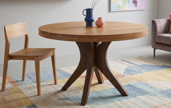 Mesa de comedor redonda moderna de madera natural | Diseño elegante